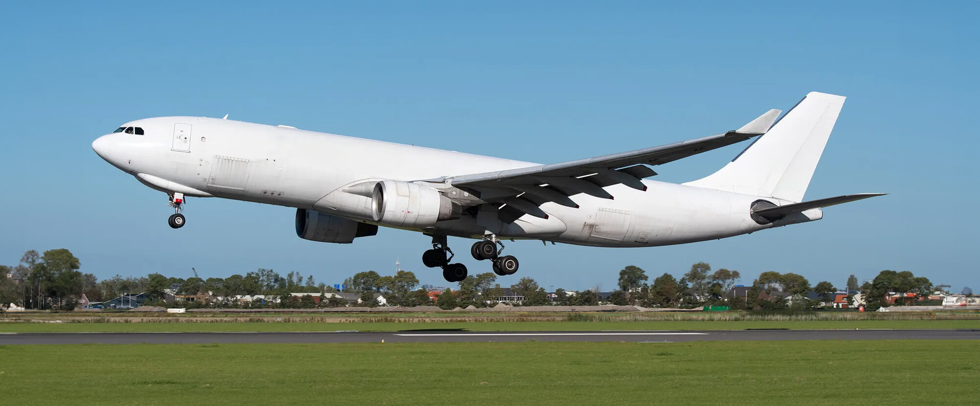 Airbus A330-200F | Della World Charter